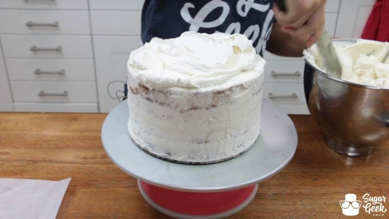 Cake Decorating Basics: Smooth Final Coat of Buttercream – Sugar Geek Show