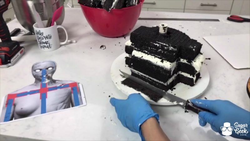 Sculpted Bust Cake Tutorial – Sugar Geek Show