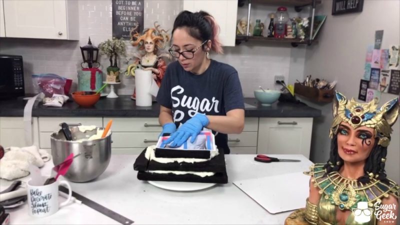 Sculpted Bust Cake Tutorial – Sugar Geek Show