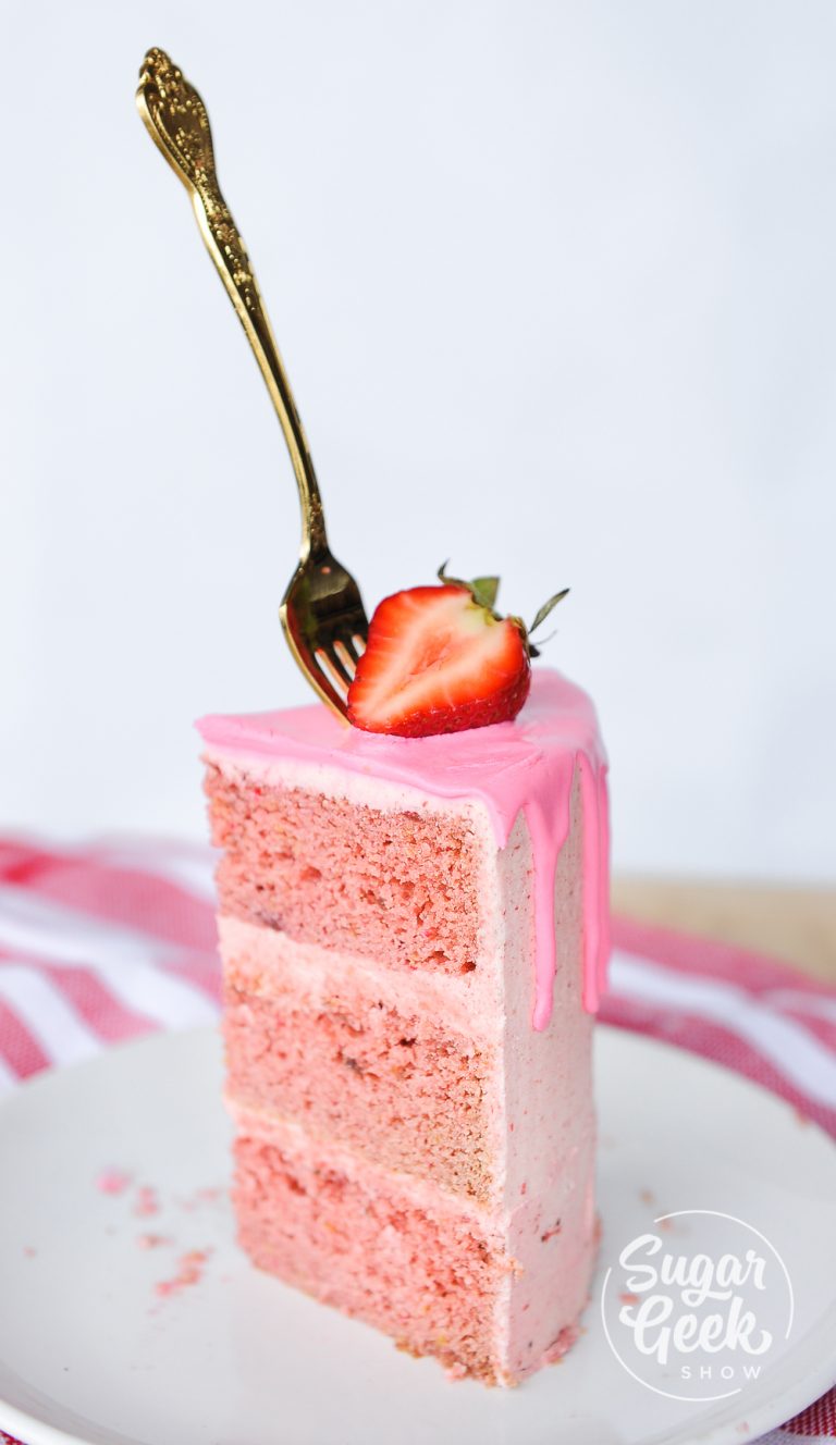 Strawberry cake from scratch (freeze-dried) + recipe | Sugar Geek Show
