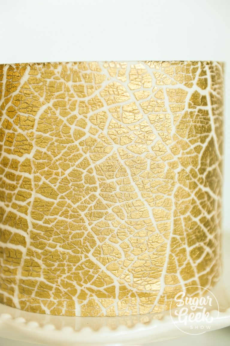 Gold Crackled Fondant Tutorial + Video | Sugar Geek Show