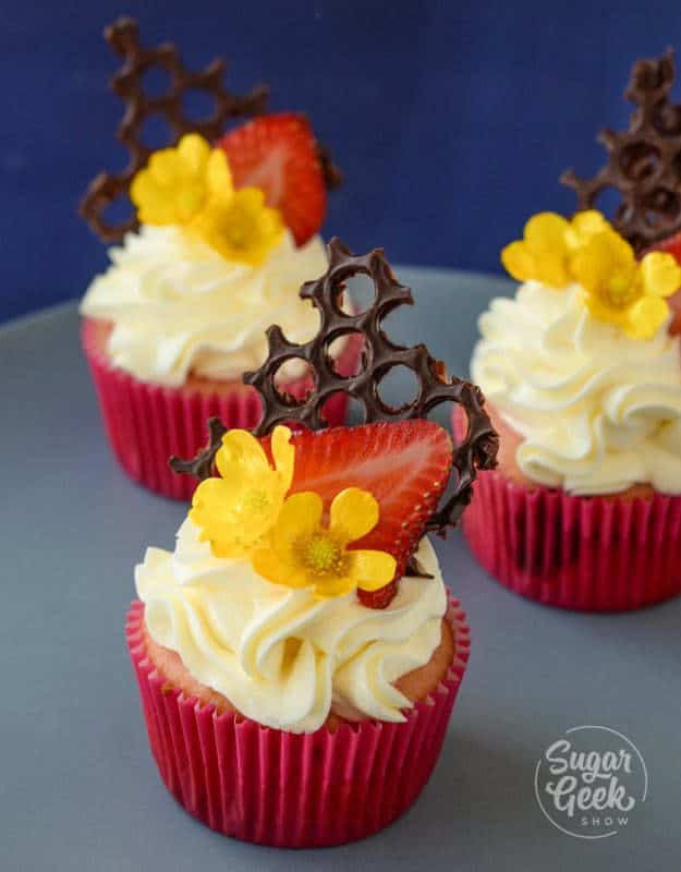 6 Easy and Creative Chocolate Decorations | Sugar Geek Show