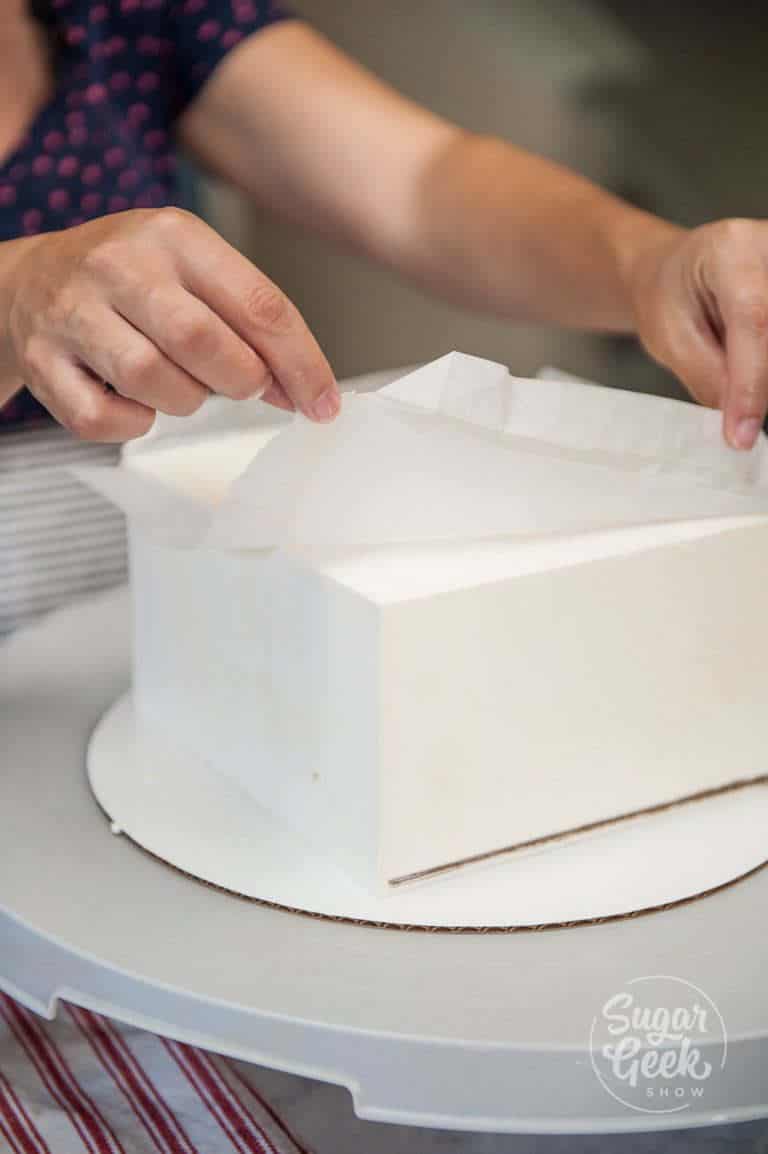 Square cake with acrylics tutorial + video | Sugar Geek Show