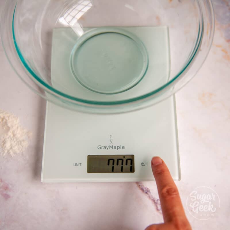 How To Use A Digital Kitchen Scale For Baking | Sugar Geek Show