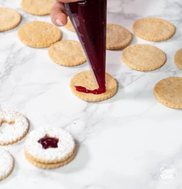 Traditional Linzer Cookies With Cranberry Jam – Sugar Geek Show