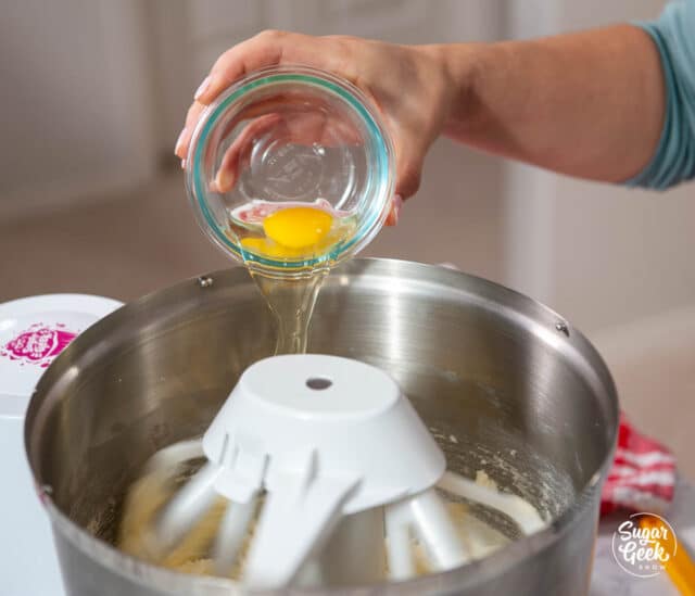Traditional Linzer Cookies With Cranberry Jam – Sugar Geek Show