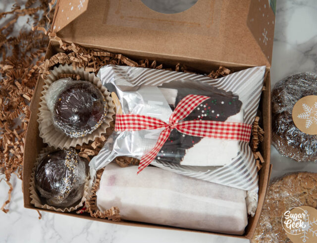 Easy Cookie Boxing Tutorial + Video – Sugar Geek Show