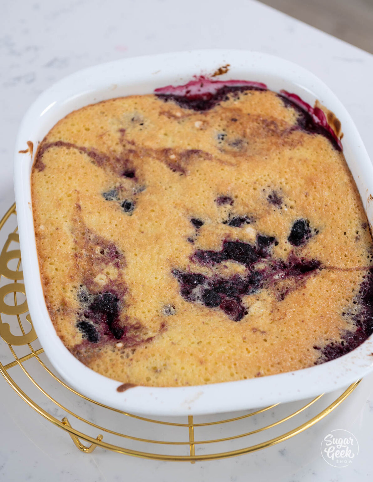 Moms Blackberry Sponge Cake – Sugar Geek Show