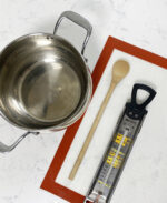 Easy Caramel Apples – Sugar Geek Show