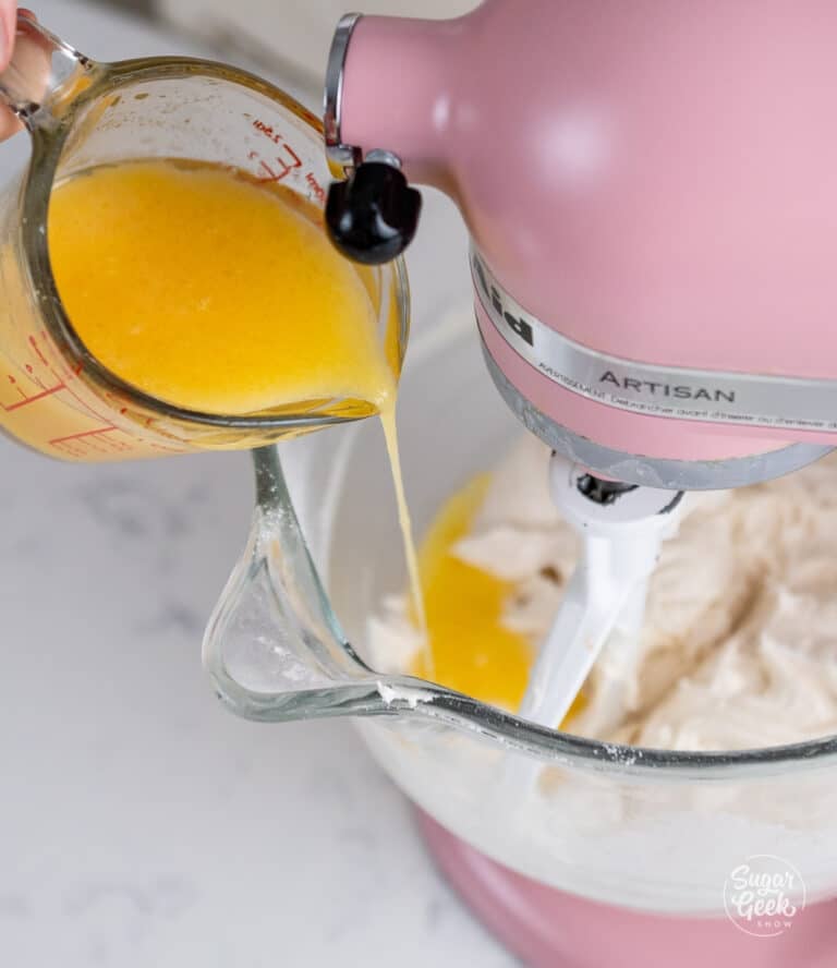 Moist Vanilla Cupcake Recipe – Sugar Geek Show