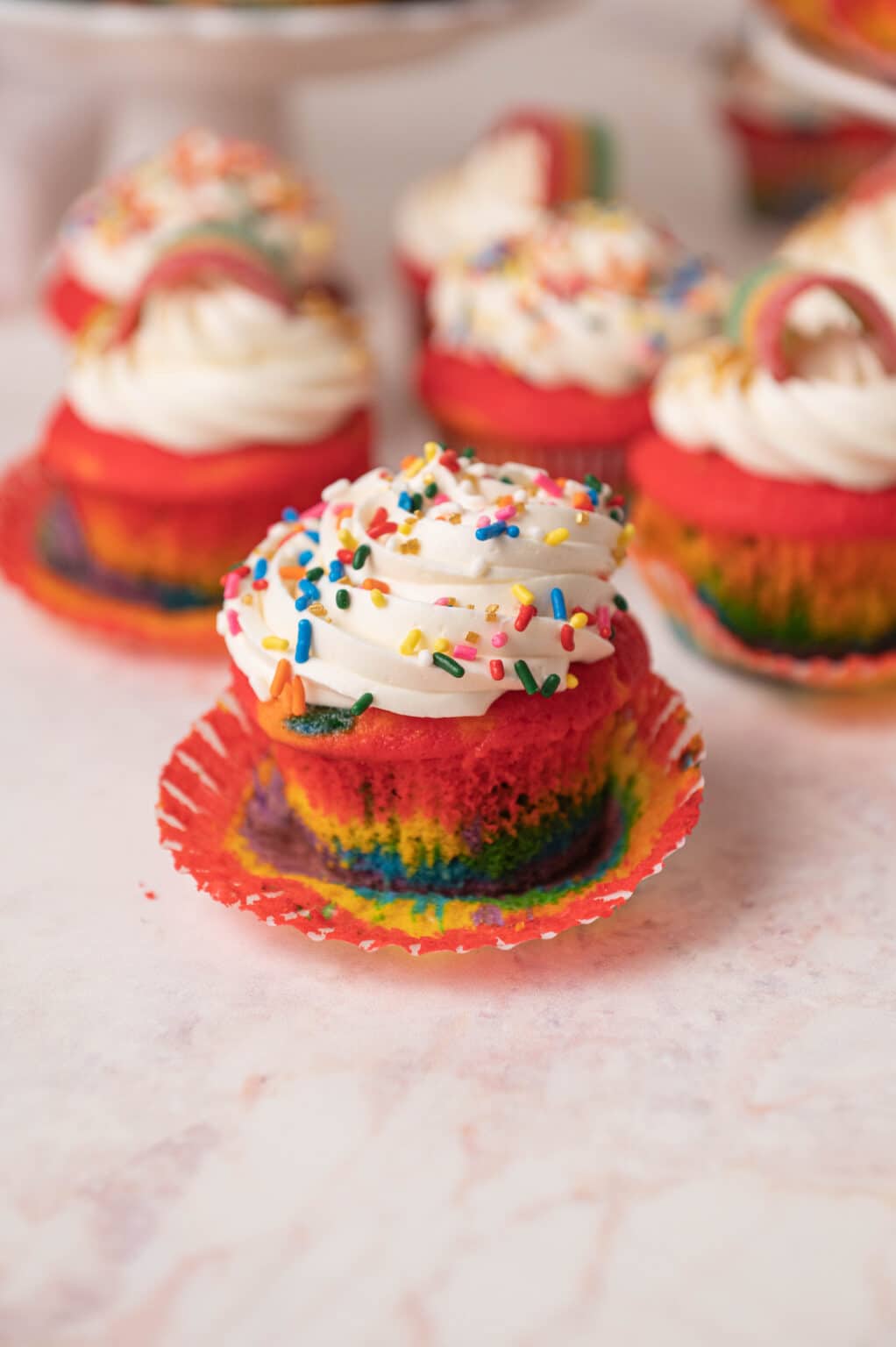 Easy Rainbow Cupcakes with Vanilla Frosting – Sugar Geek Show